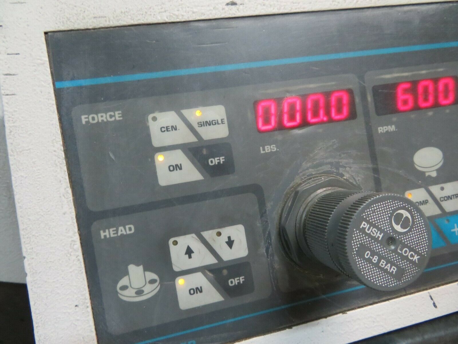 Buehler Phoenix 4000 Grinder Polisher w/ Power Head Metallurgical ...