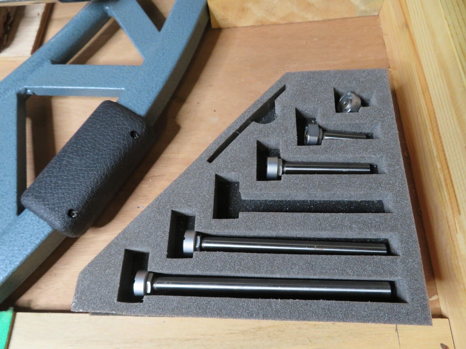 Mitutoyo 104-205 Mechanical Micrometer w/6 Interchangeable Anvils 36-42 ...