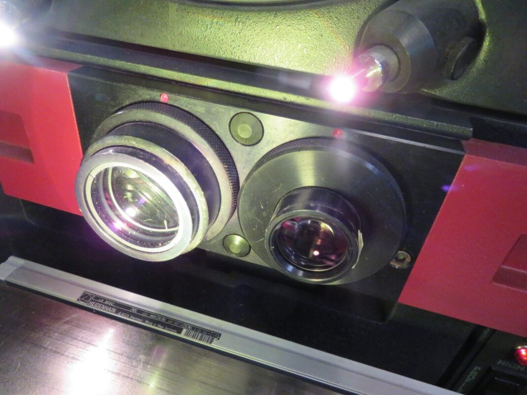 Starrett HD400 Profile Optical Comparator QC200, Manual Stage, Edge ...