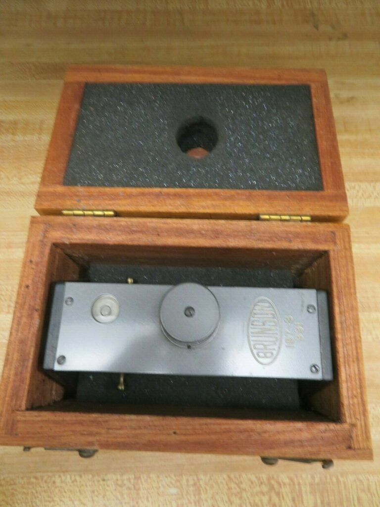 Brunson Instrument Company – Model 187-S Box Level with wooden Case ...