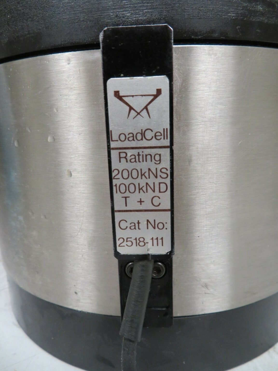 Instron 2518-111 Static Load Cell ±200 kN (20,000 kgf 44,960 lbf ...