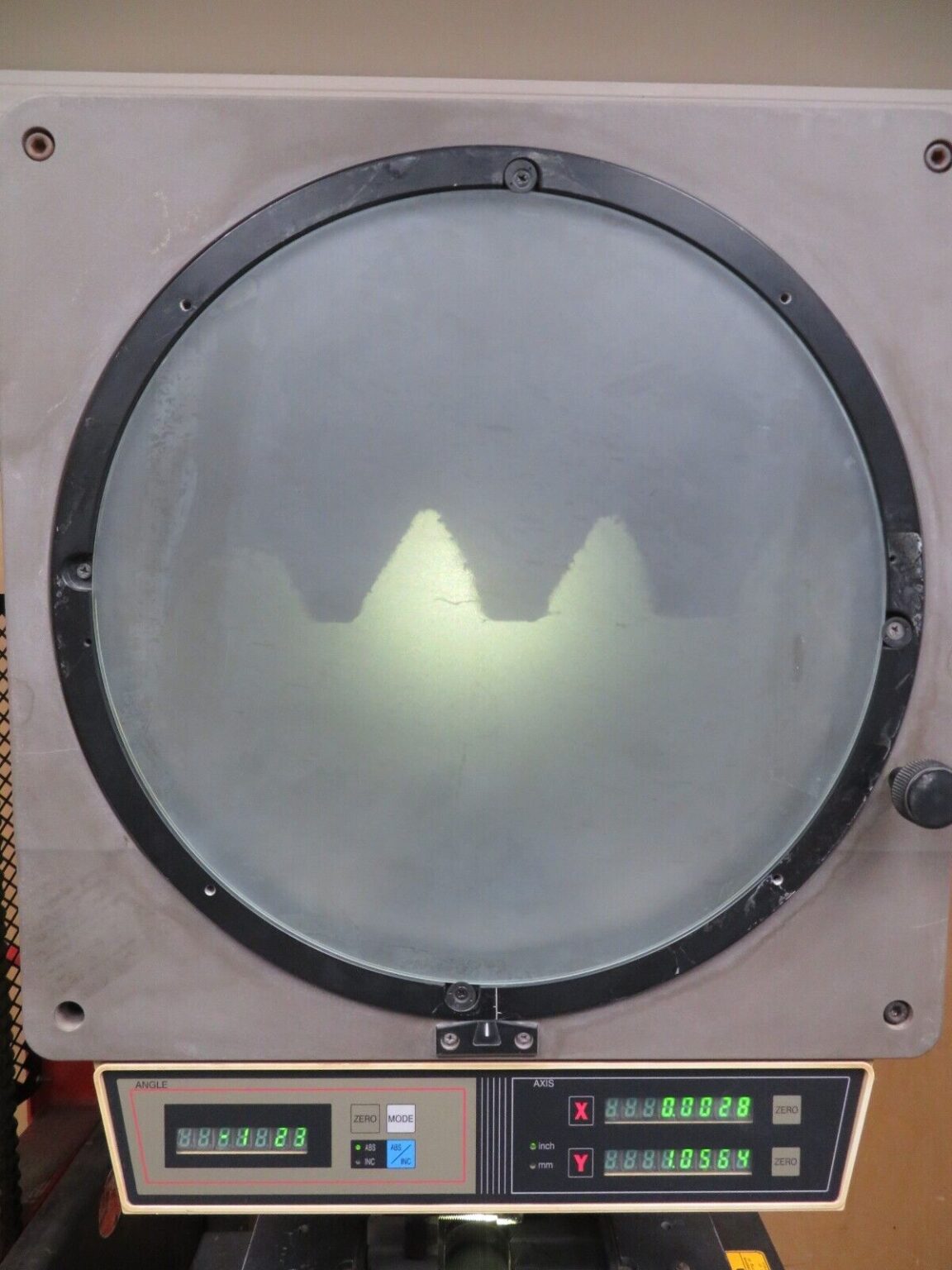 Mitutoyo 302-916-1A PJ-3000 Vertical Profile Projector (Optical ...