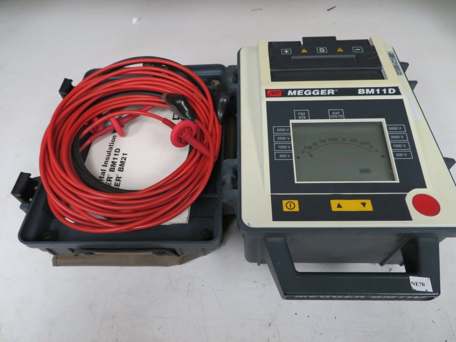 Avo Megger BM11D – 5 kV Insulation Resistance Tester – Megger NE70 ...
