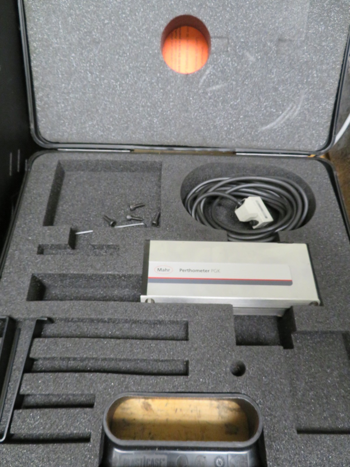 Mahr XCR-20 Countour Measuring Machine & Profile Measuring machine ...