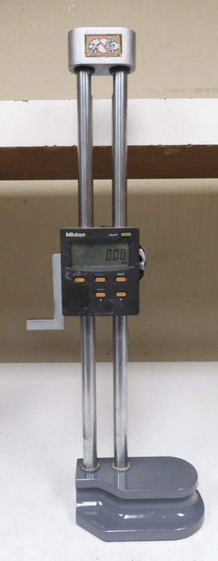 Mitutoyo – 192-613 – 0-300mm/.01mm Metric Only Dual Column Height Gage – PQ37 – Bullseye Calibration