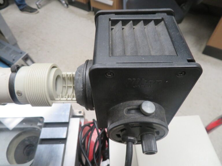 Nikon – model UM-2 – Measurescope – Complete/Functional Microscope ...
