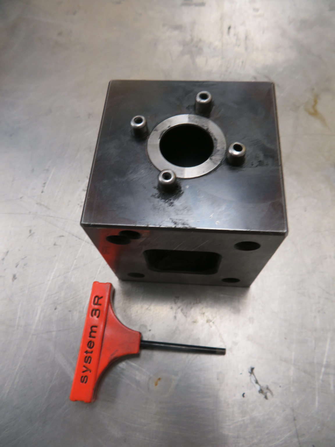 System 3R – Model 3r-321.46- Mini-Block – NW41 – Bullseye Calibration