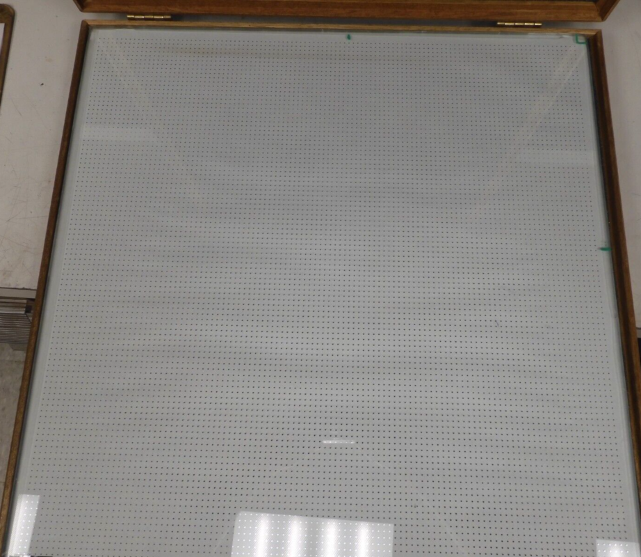 22" x 22" – Glass Artifact/Optical Calibration Grid Standard in case ...