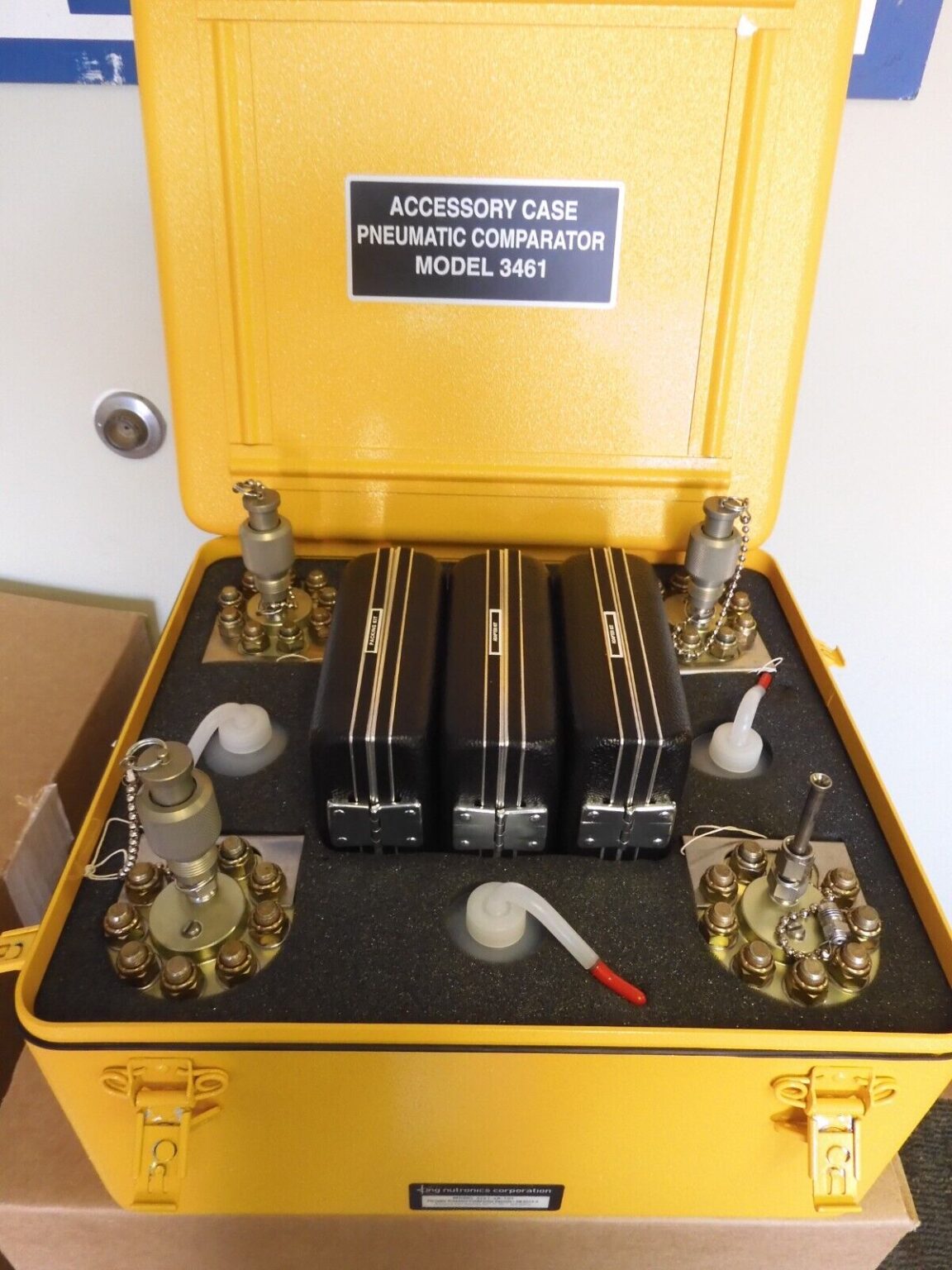 King Nutronics – model 3461-48-101 – Portable Pressure Calibration ...