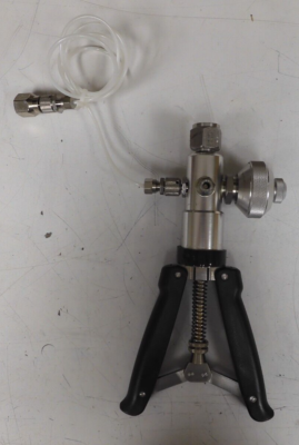 Pneumatic Pressure Calibration Hand Pump – PJ21 – Bullseye Calibration