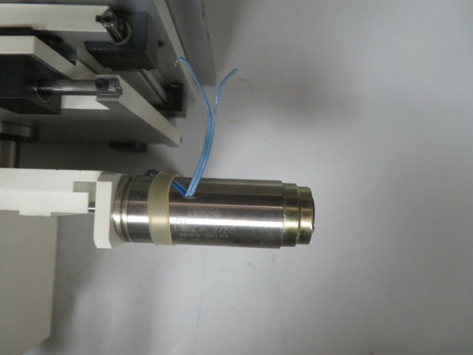 SIP Universal Measuring Machine Motorized Leveling Table – model 550M ...