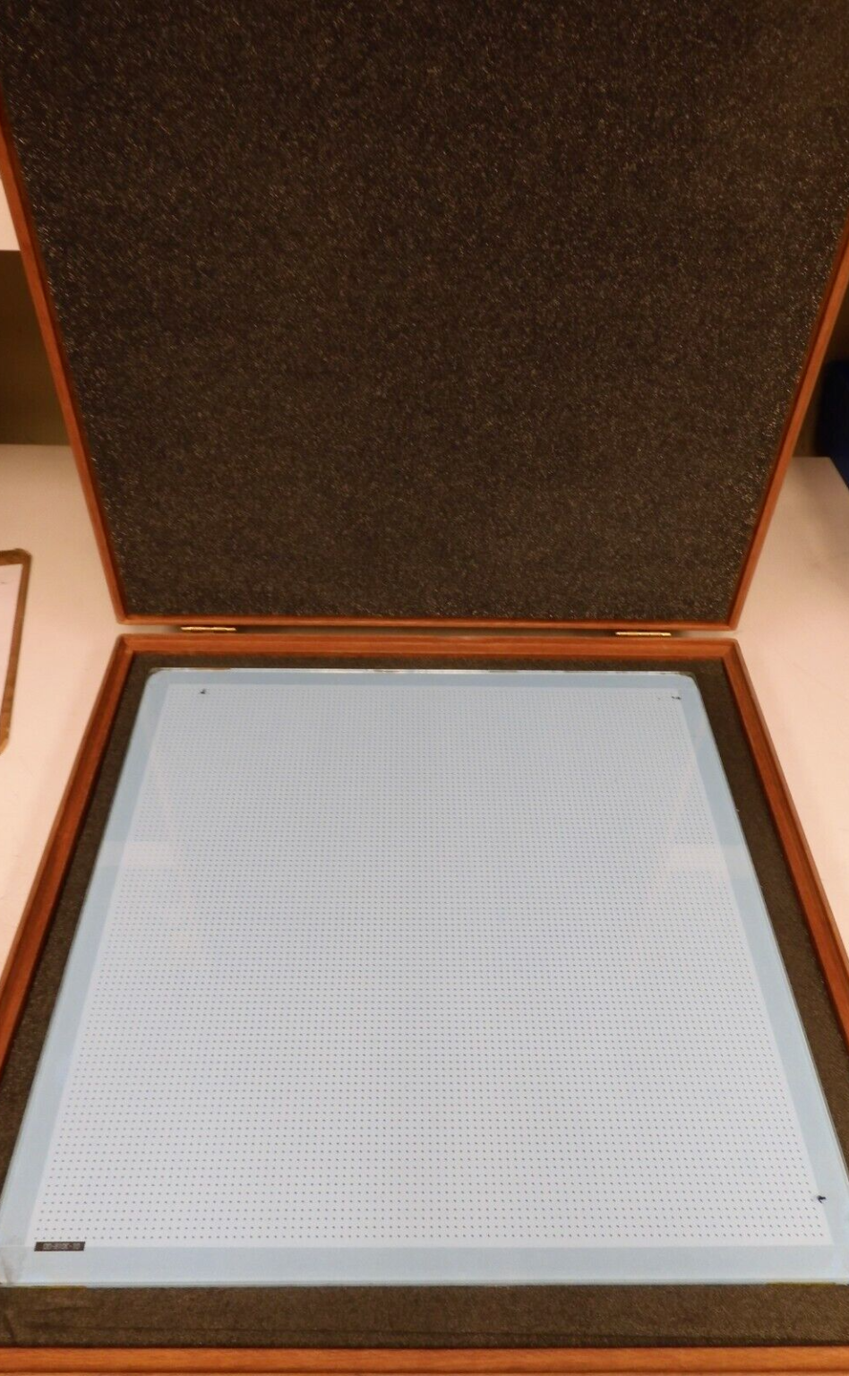 20" x 20" – Glass Artifact/Optical Calibration Grid Standard in case ...