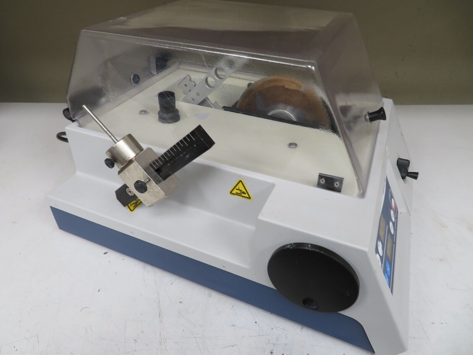 Buehler Isomet 1000 Gravity Fed Precision Sectioning Saw PY23 ...