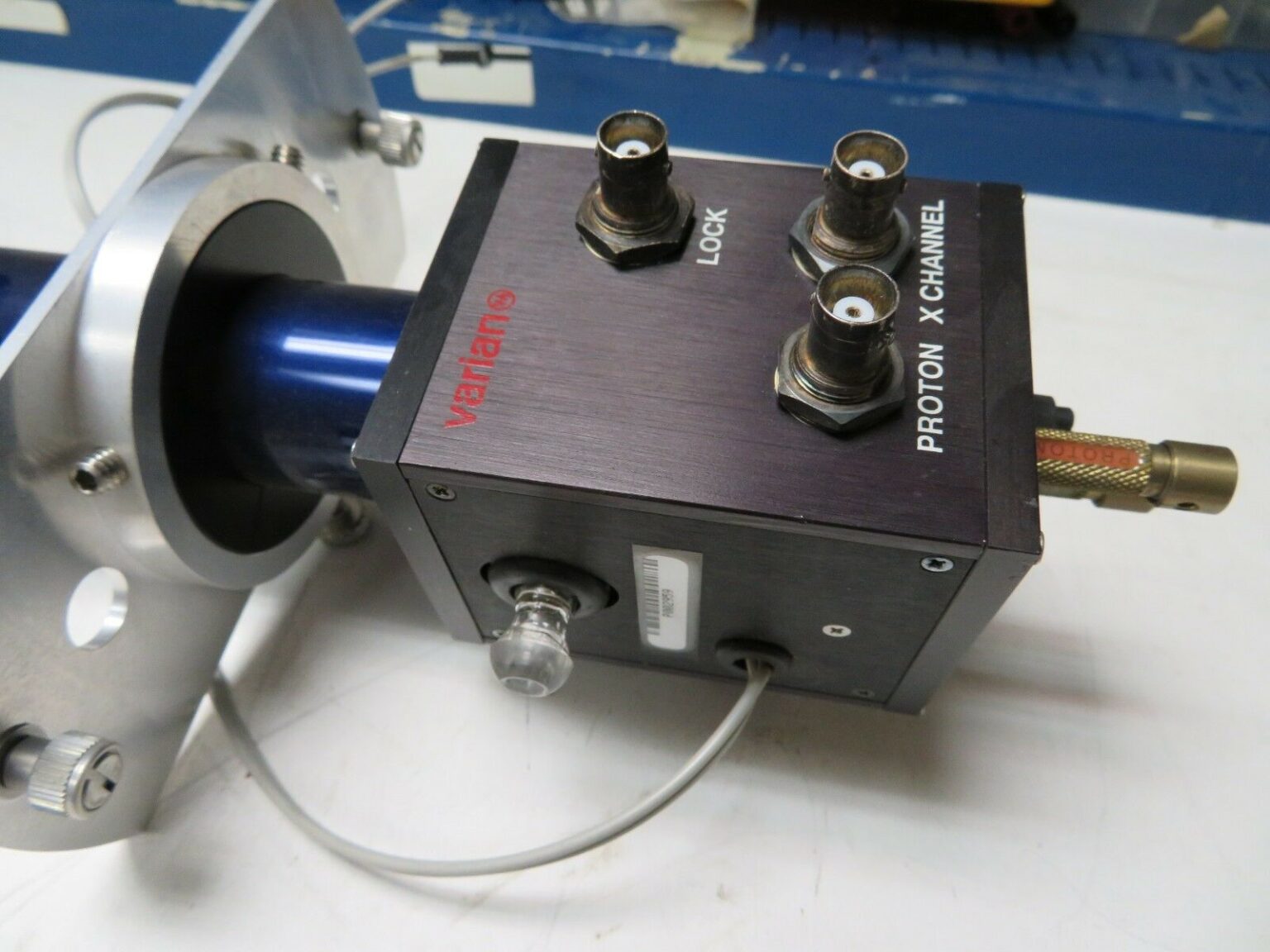 Varian Nano 500 1H/13C NMR Spectroscopy Probe P/N 0190366900 – Bullseye ...