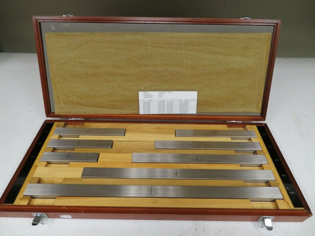 Mitutoyo 516-752-26 8PC, Metric, SQUARE, LONG BLOCK, ASME 0 NEW – OX22 ...