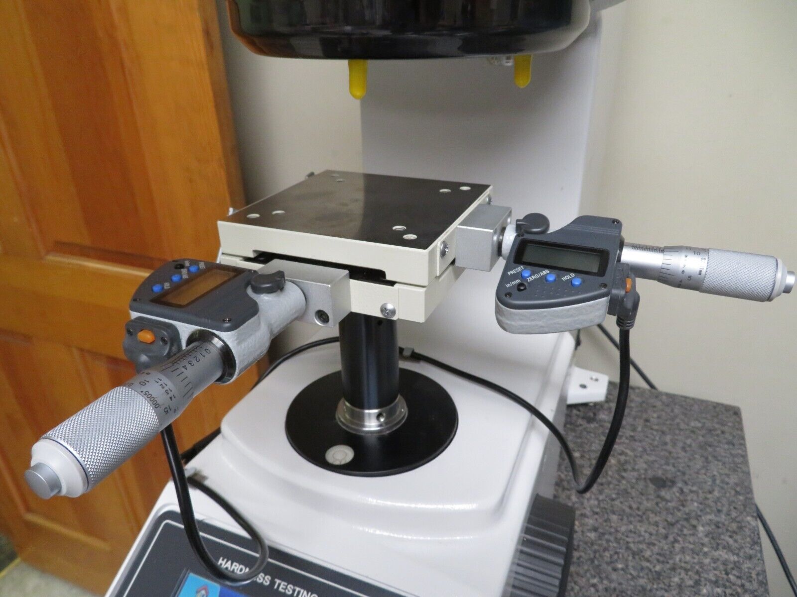 Mitutoyo HM-210 Type A 810 Micro Knoop Vickers Hardness Tester New 2017 ...