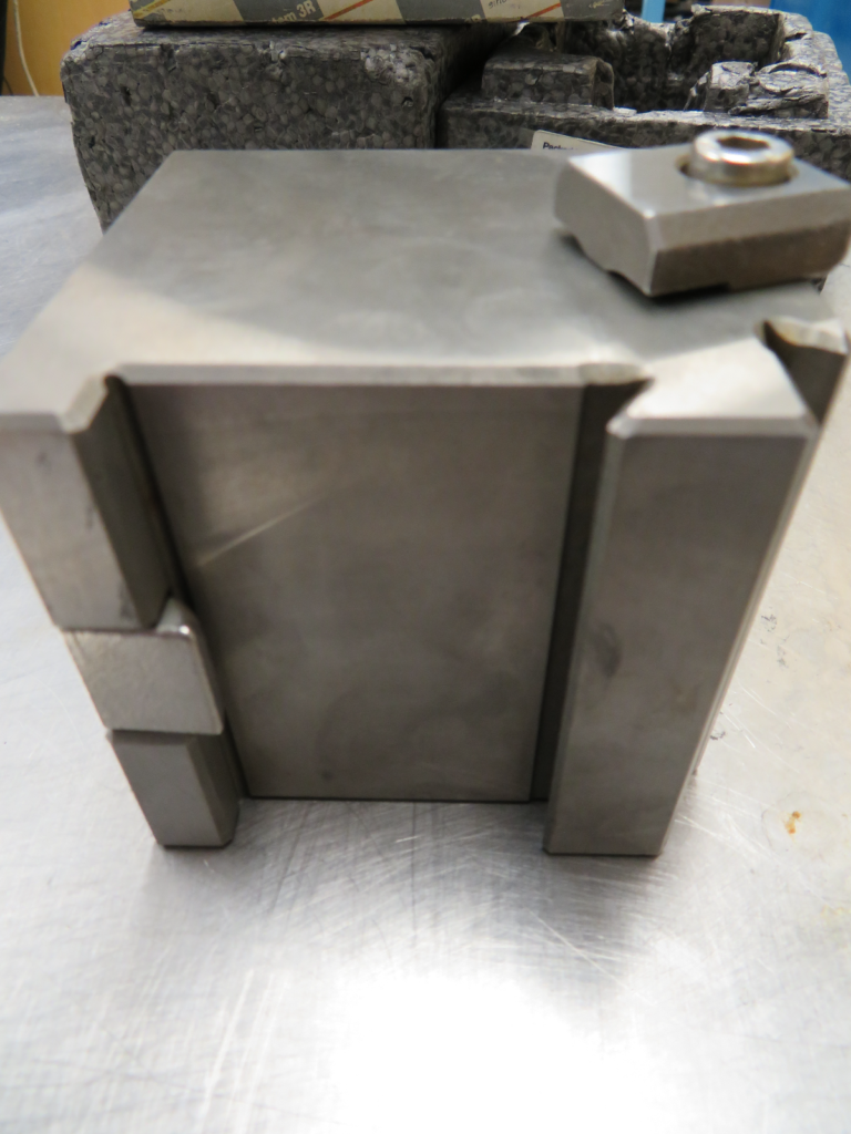 System 3R – Model 3r-202 – Stainless WEDM Mini-Block – NW40 – Bullseye ...