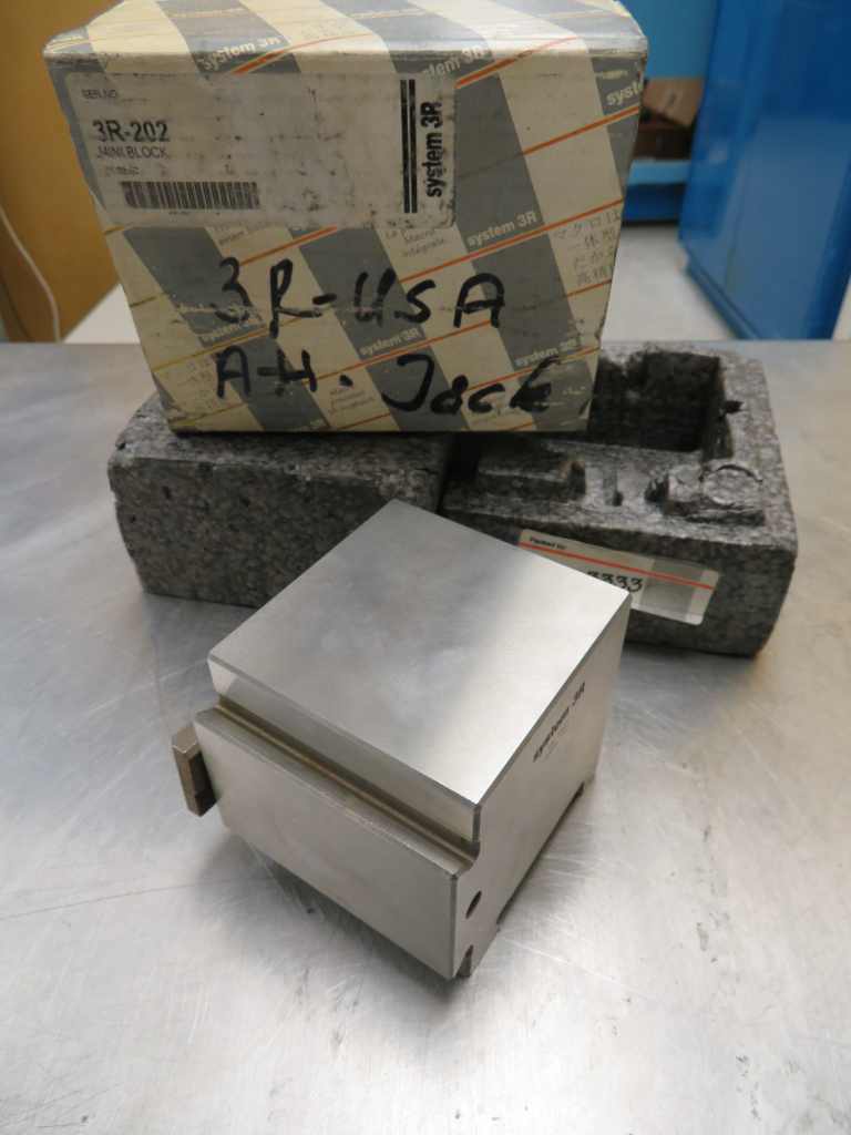 System 3R – Model 3r-202 – Stainless WEDM Mini-Block – NW40 – Bullseye ...